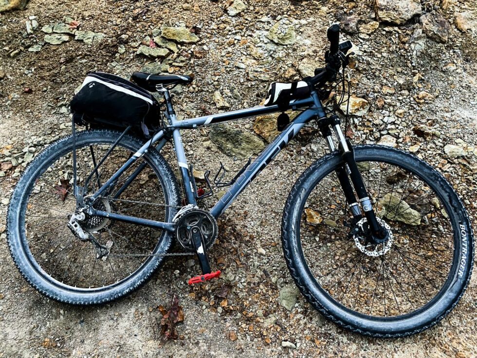 How to Bike Uphill and Downhill (An Ultimate Guide for Hilly Cycling ...